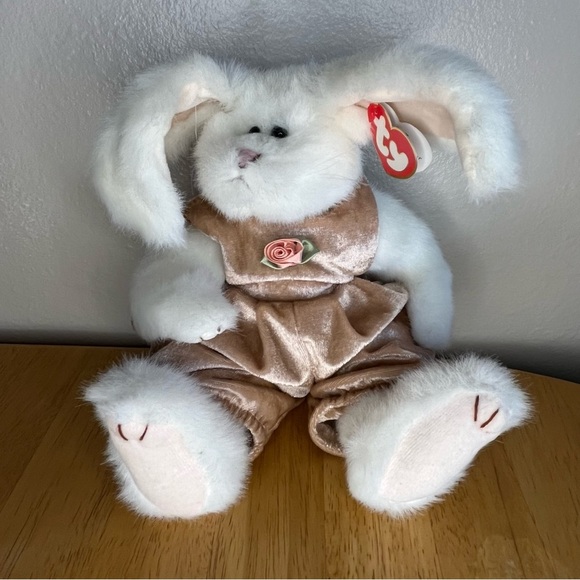 Ty | Toys | Nwt Vintage 993 Ty Sara Bunny Rabbit White Velvet Rose ...